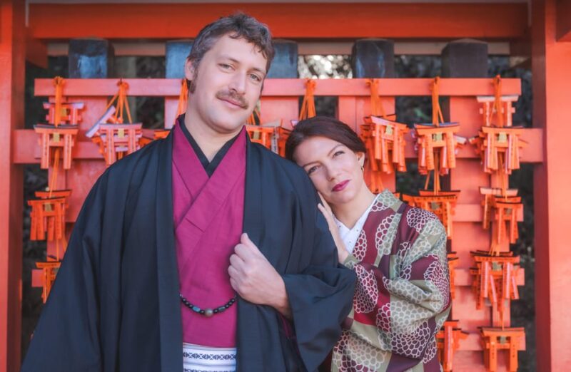 Kyoto: Fushimi Inari Shrine Private Photoshoot - Recommended Attire and Gear