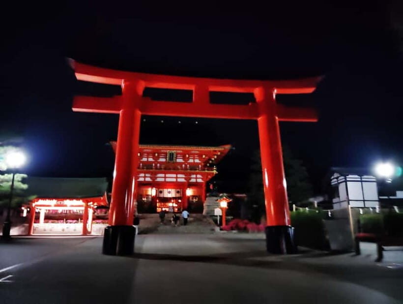 Kyoto: Fushimi Inari Taisha Night Tour with Guide - Practical Details and Value