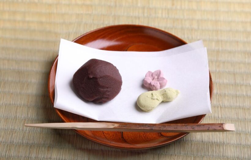Kyoto Fushimiinari:Wagashi Making & Small Group Tea Ceremony - A Deep Dive into the Experience