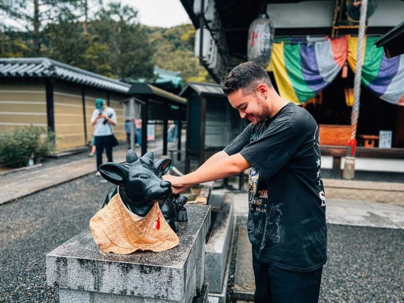 Kyoto: Gion and Geisha Walking Tour - Exploring the Historic Streets: Nene no Michi and Ninenzaka
