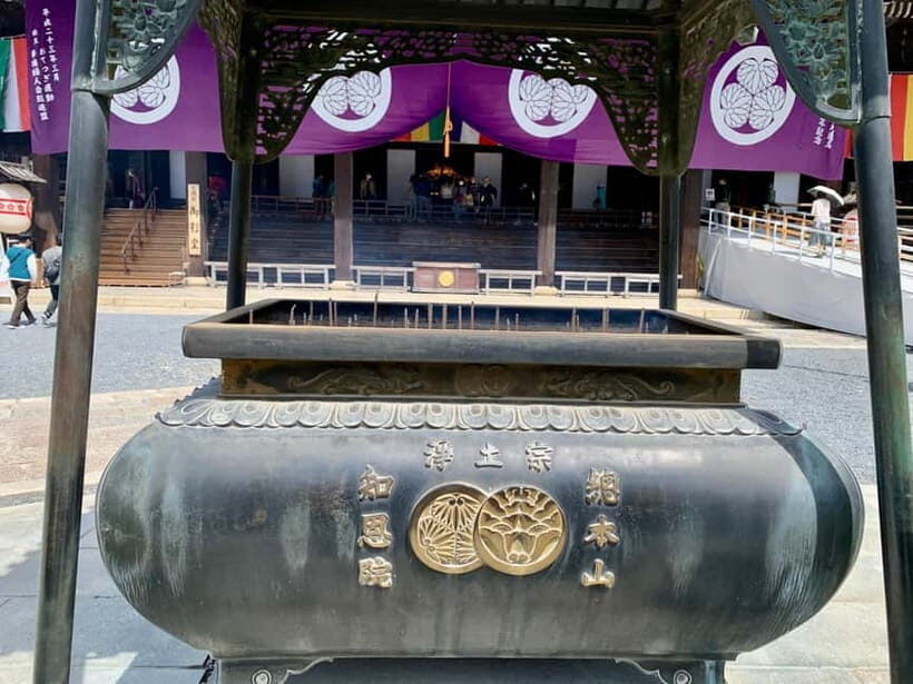 Kyoto: Gion District Walking with an Expert Local Tour Guide - A Close Look at the Itinerary