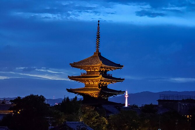Kyoto Gion Night Walk - Small Group Guided Tour - Tour Experience and Highlights