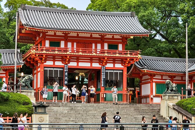 Kyoto Gion Night Walk - Small Group Guided Tour - Exploring the Gion District at Night