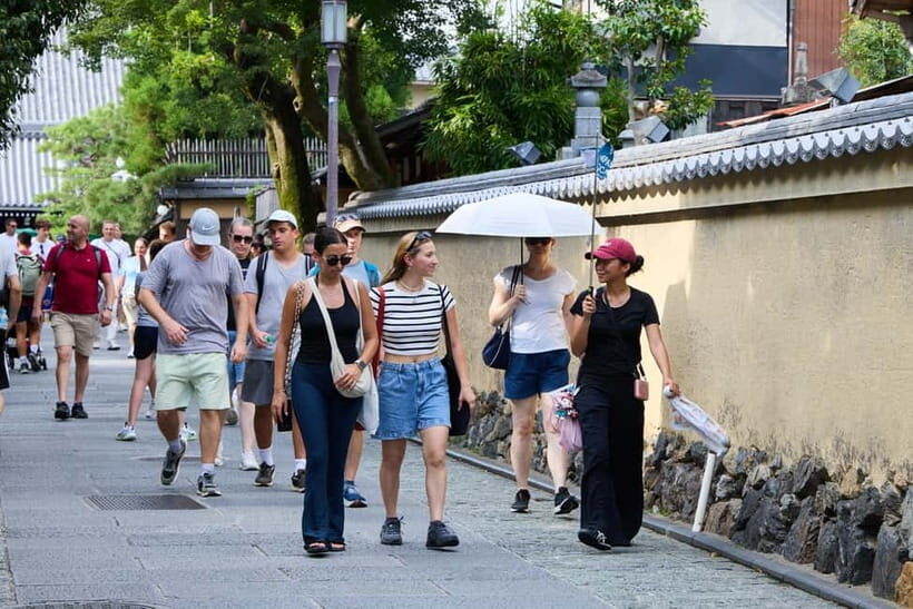 Kyoto: Gion Walking Tour for First-Time Visitors - A Closer Look at the Tour Itinerary