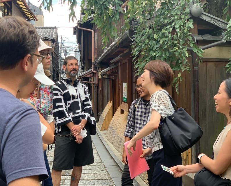 Kyoto: Gion World of the Geisha Guided Walking Tour - Who Should Consider This Tour?