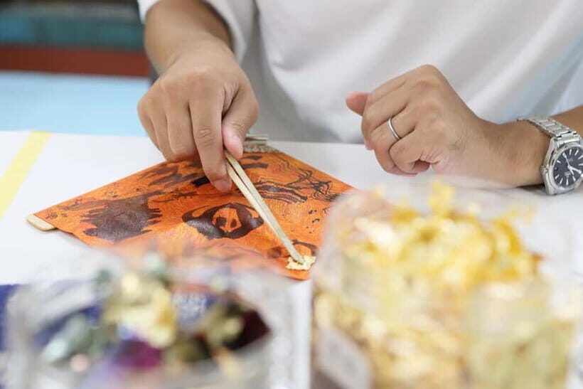 Kyoto: Gold-Leaf Fan Workshop with a Master Craftsman - FAQ