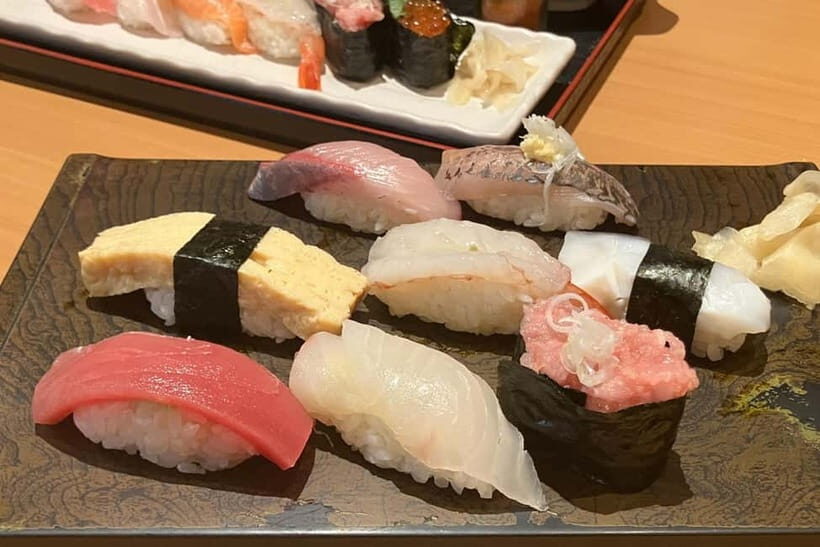 Kyoto: Guided Local Food Tour with 13 dishes - Key Points