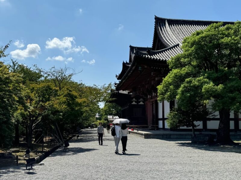 Kyoto: Guided Tour of Toji Temple With 5-Story Pagoda - The Kodo Hall and Its Esoteric Artwork