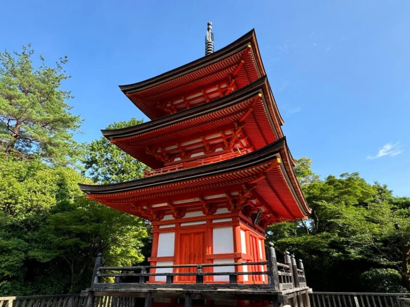 Kyoto: Half-Day Private Tour Gion Geisha District & Kiyomizu - Discovering the Kiyomizu-dera Temple
