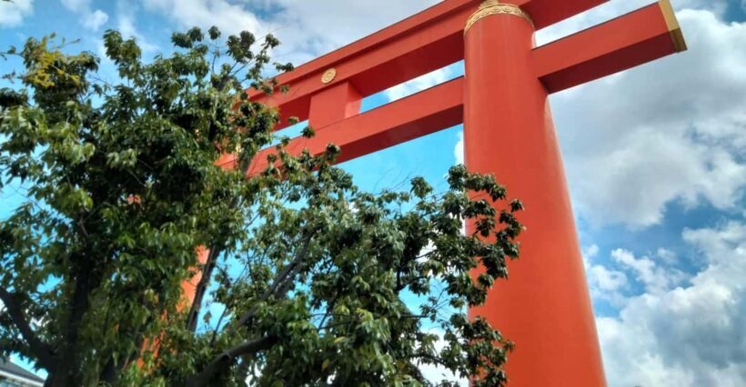 Kyoto: Heian Jingu Tour - Roots of Kyoto & Scenic Gardens - Shin-en Garden: A Tranquil Oasis