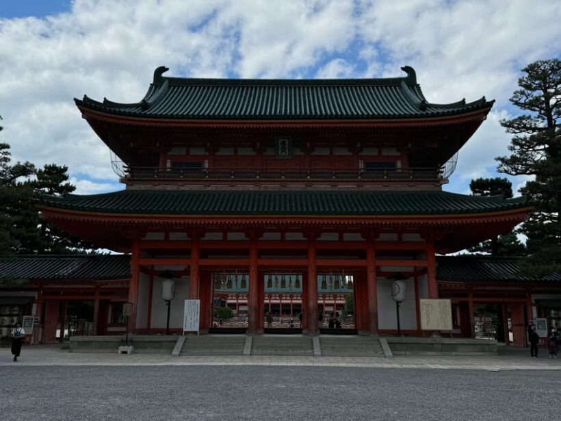 Kyoto: Heian Jingu Tour - Roots of Kyoto & Scenic Gardens - Who Is This Tour Best For?