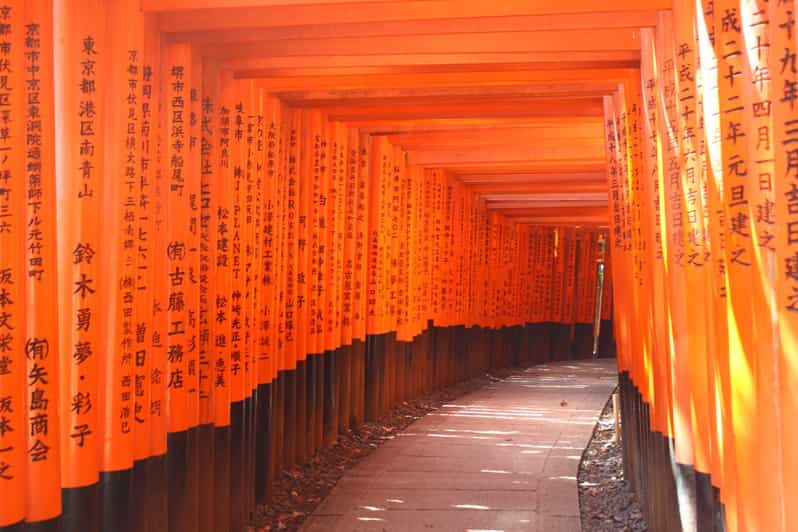 Kyoto: Immersive Arashiyama & Fushimi Inari by Private Car - Exploring Tenryuji Temple