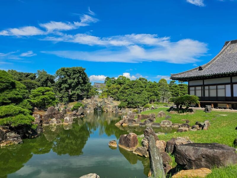 Kyoto: Imperial Palace & Nijo Castle Guided Walking Tour - Discovering the Kyoto Imperial Palace