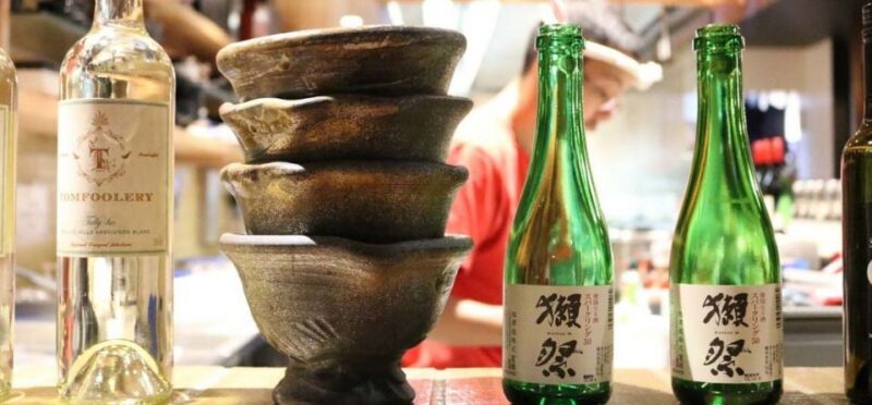 Kyoto: Izakaya Food Tour With Local Guide - Savoring Drinks and Dishes at Each Establishment