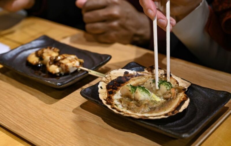 Kyoto: Izakaya Food Tour With Local Guide - Discovering the Historic Gion District