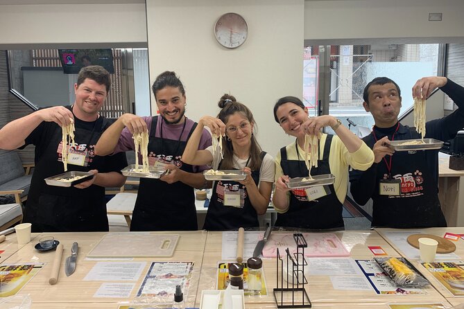 Kyoto: Japanese Udon and Sushi Cooking Class - Key Points