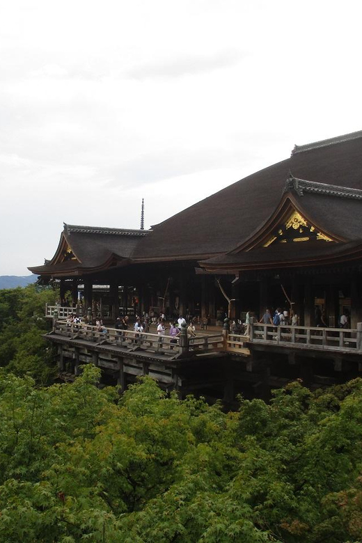 KYOTO: Kiyomizu Temple Gion Pagoda "Geisha" (Italian Guide) - Frequently Asked Questions
