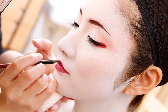 Kyoto Kiyomizudera Temple: Maiko and Samurai Couple Plan - Capturing the Essence of Kyotos Heritage