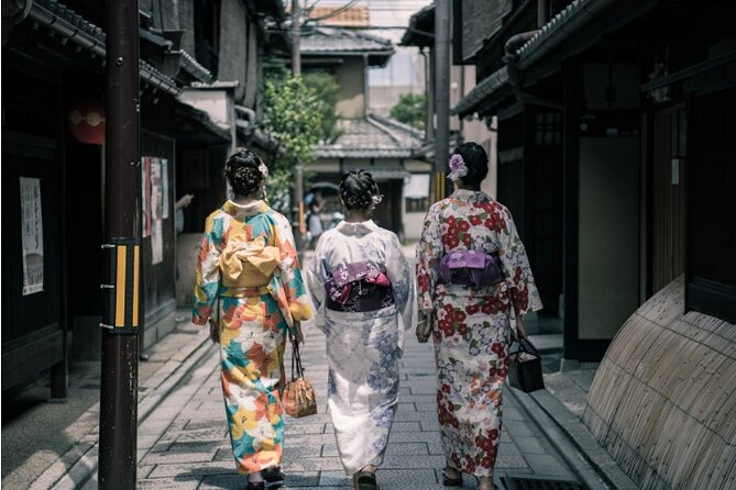 Kyoto Local Gourmet Night Experience: Kaiseki & Izakaya & Matcha - Participant Reviews and Ratings