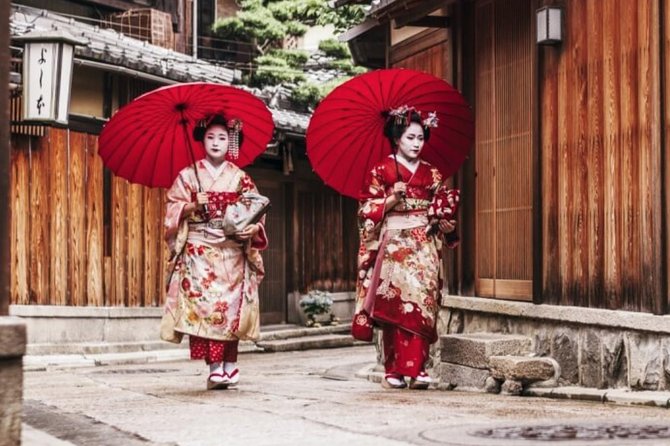 Kyoto Luxury Sake, Whisky and Cocktail Tour - Alcoholic Beverages