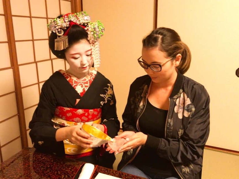Kyoto: Maiko Dinner with Wagyu Kaiseki and Drinks - FAQs