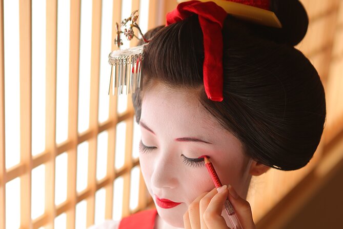 Kyoto: Maiko Makeover and Photoshoot Experience (Women Only) - Key Points