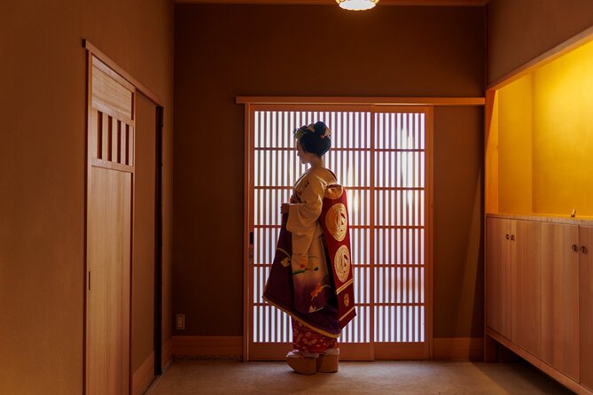 Kyoto: Meet the Geisha Maiko With Gion Walking Tour - The Live Performance and Q&A