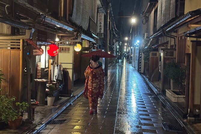 Kyoto Night Tour: Gion & Fushimi Walk (Private Available) - Inclusions
