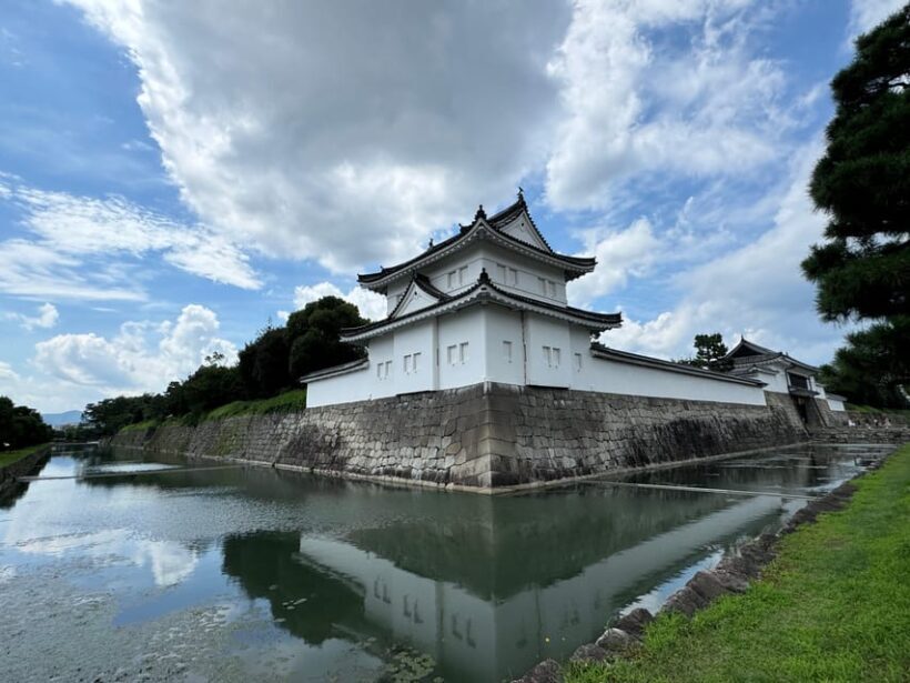 Kyoto: Nijo Castle & Gardens 2-Hour Guided Tour - Who Might Be Slightly Disappointed