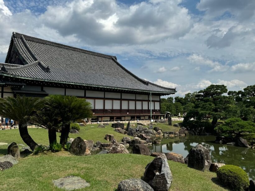 Kyoto: Nijo Castle & Gardens 2-Hour Guided Tour - Practical Tips for the Best Experience