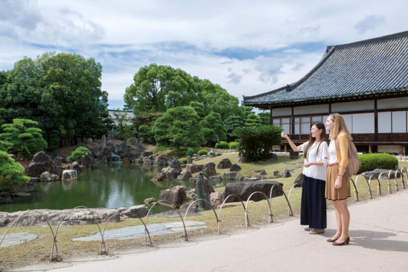 Kyoto: Nijo-jo Castle and Ninomaru Palace Guided Tour - What You Can Expect on the Tour