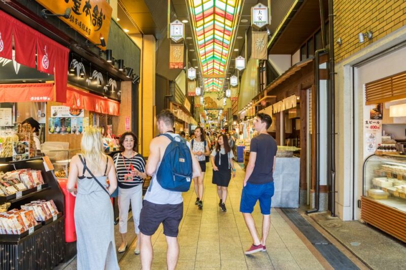 Kyoto: Nishiki Market Food Tour - Vibrant Market Atmosphere
