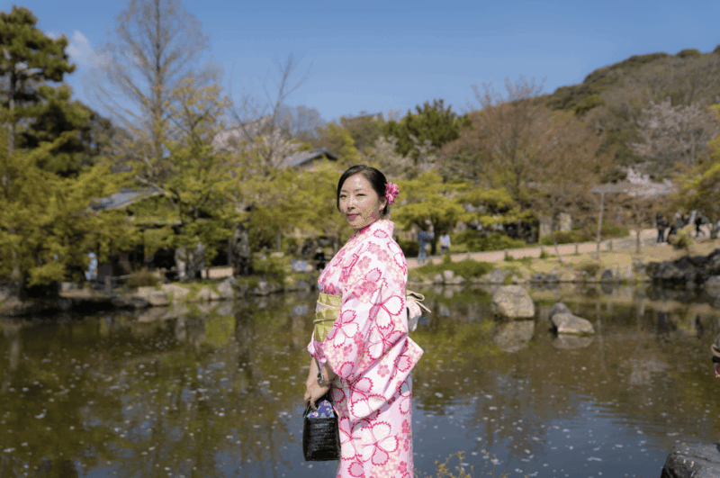 Kyoto Portrait Tour With a Professional Photographer - Capturing Beautiful Photographs