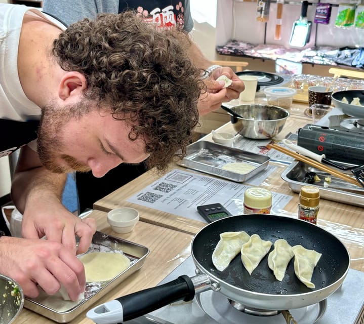 Kyoto: Ramen, Gyoza, and Onigiri Cooking Class - Key Points