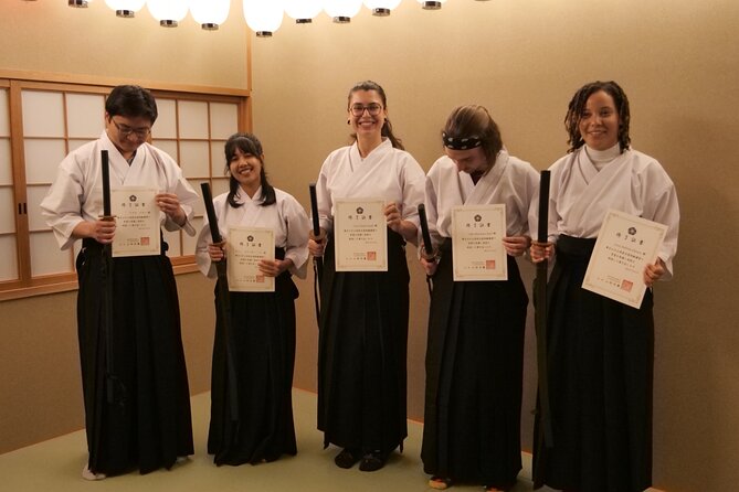 Kyoto Samurai Discovery Samurai Sword Test Cutting Training - Inclusion Details