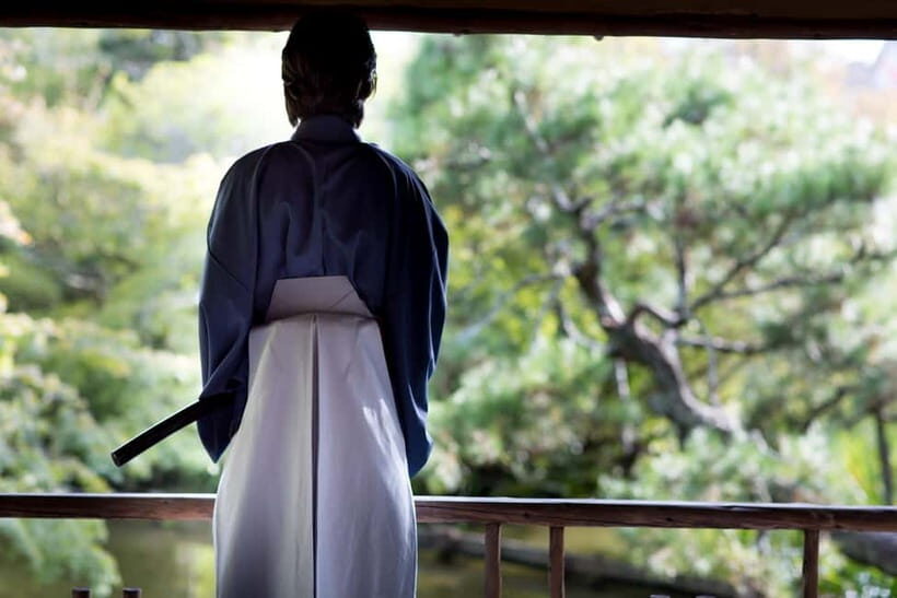 Kyoto: Samurai Kimono Rental for 1 day to stroll around - Key Points