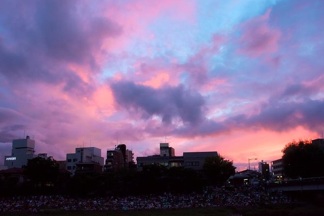Kyoto Spring Evening (Cherry Blossom) Food Tour - Solo Travelers