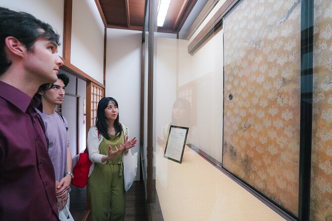 Kyoto Tea Ceremony and Gion Wabi-sabi Walking Tour - Visiting the Temples