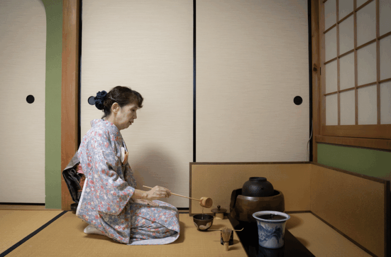 Kyoto: Tea Ceremony Experience in a Small Tea Room - Key Points