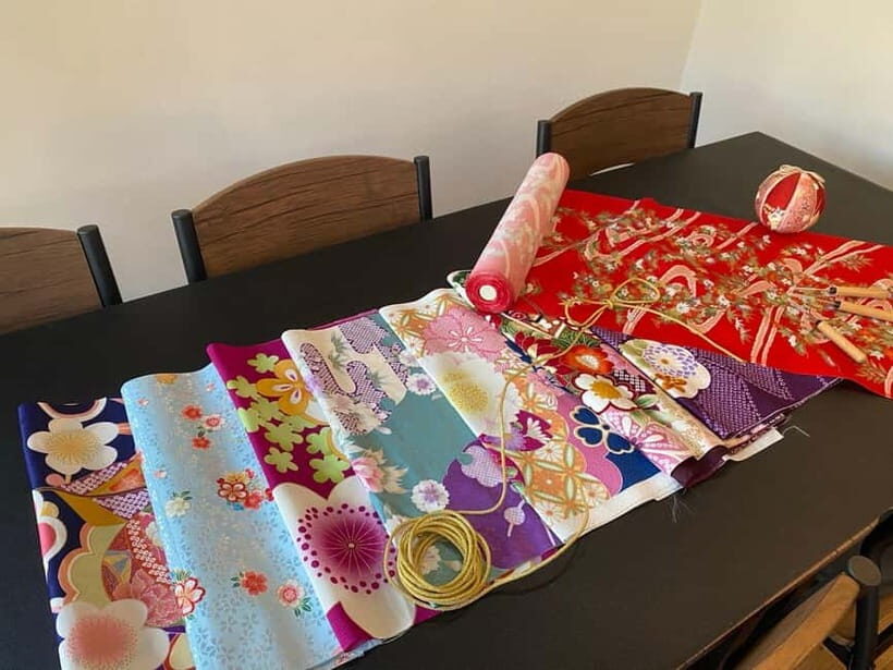 Kyoto: Traditional Kimono Fabric Handicrafts Workshop - What to Expect from the Workshop