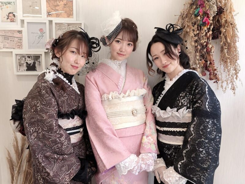 Kyoto: Traditional Kimono Rental Near Gion W/ Photoshoot - Kimono Selection and Dressing