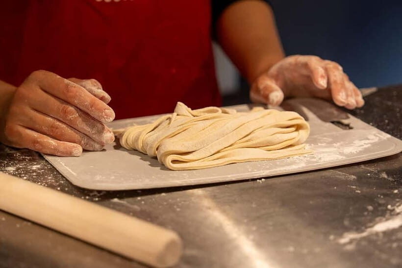 Kyoto: Udon, Sushi, and Tempura Cooking Class with Sake - The Practical Details