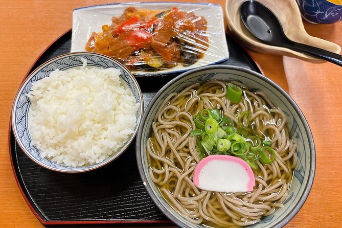 Kyoto Wholesale Fish Market Walking Tour - Exploring the Vibrant Atmosphere