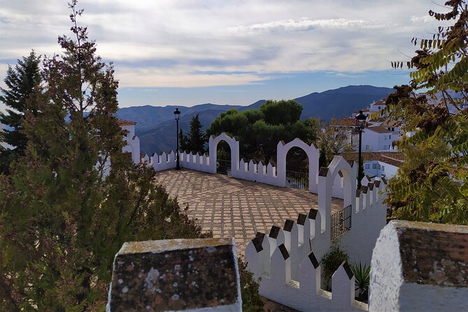 La Axarquia White Villages & Buddhist Stupa - SemiPrivate - The Value of the Tour