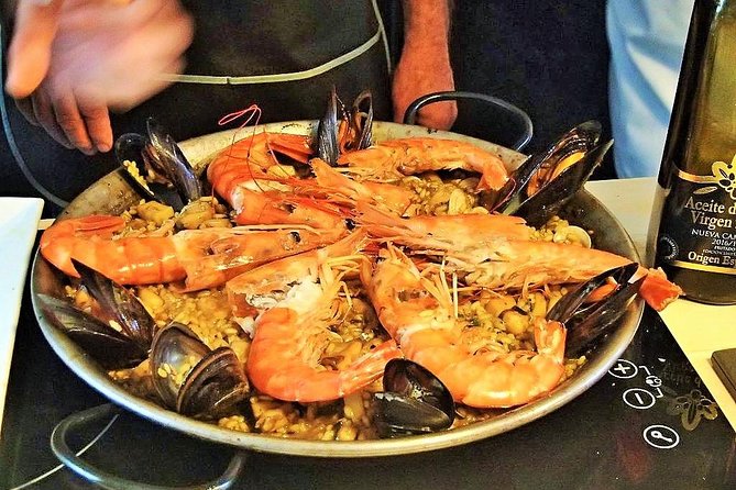La Boqueria Market and Paella Cooking Class in Barcelona - Logistics and Details