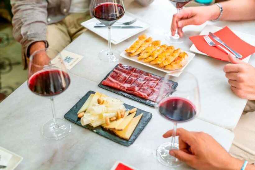 La Boqueria & Santa Caterina Market Tour with Tapas - Authentic Experiences That Make a Lasting Impression