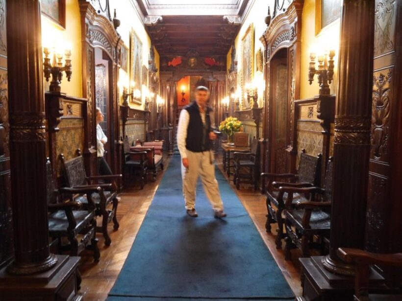 La casa de Aliaga, an alive colonial jewel at Lima center. - An In-Depth Look at the Tour Experience