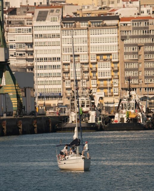 La Coruna: Santiago de Compostela Shore Excursion - What Past Travelers Say