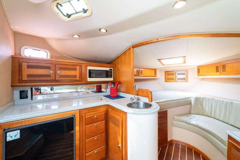 La Crucecita: Private Yacht Cruise in Huatulco with Drinks - FAQ