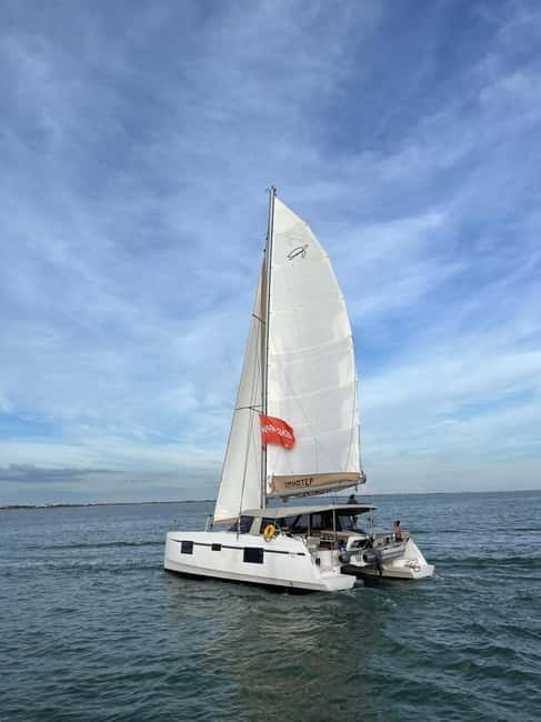 La Flotte en Ré - 4 hrs Sailing Catamaran Half-Day Cruise - An Overview of the Experience